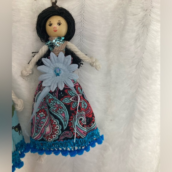 Hand Crafted | Art | Flower Buds Duo Of Hand Crafted Macrame Keychains ...